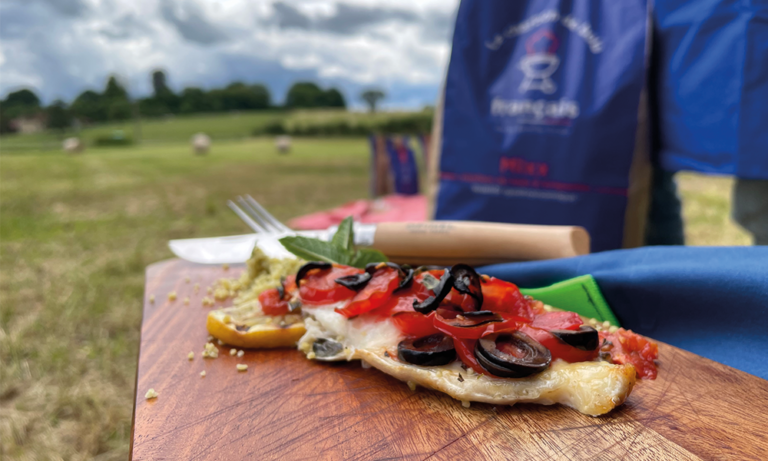 Filets de dorade aux tomates et olives au barbecue – SOLER